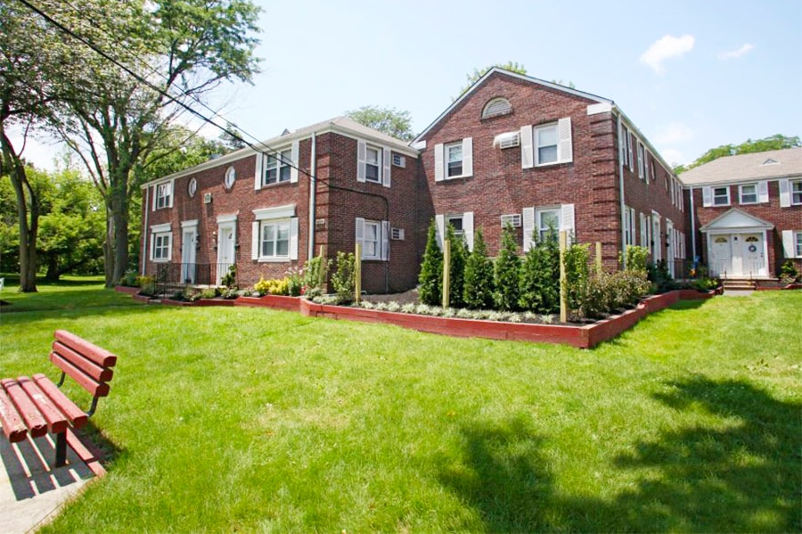 Brookside Gardens - Edgewood Properties