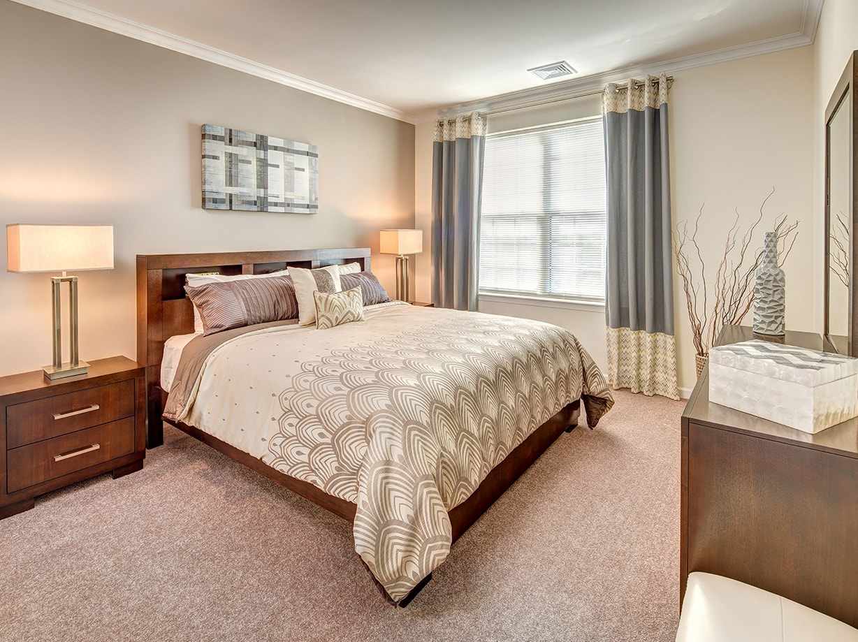 The Edge at Main - Edgewood Properties